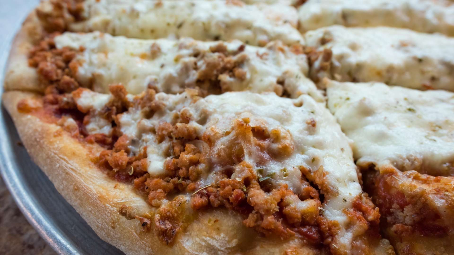 QC-Style Pizza | Visit Quad Cities